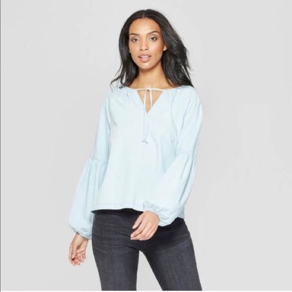 Universal Thread | Tops | Universal Thread Denim Long Ballon Sleeve ...